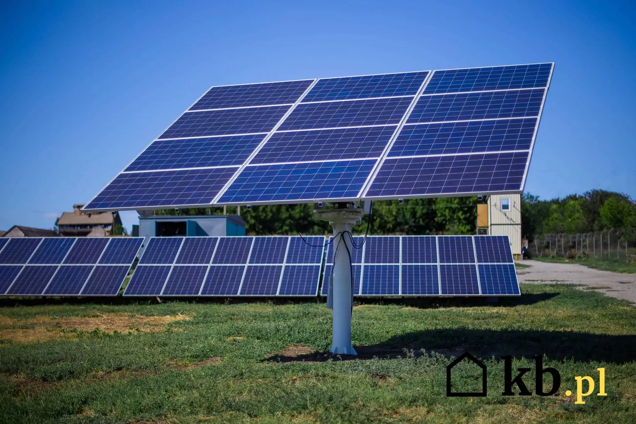 Obrotnica do paneli fotowoltaicznych (tracker solarny) - jak wybrać