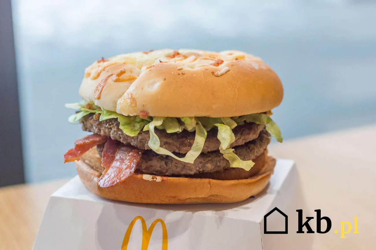 Kultowy Burger Drwala powrócił do McDonald's! Znamy ceny i dostępność